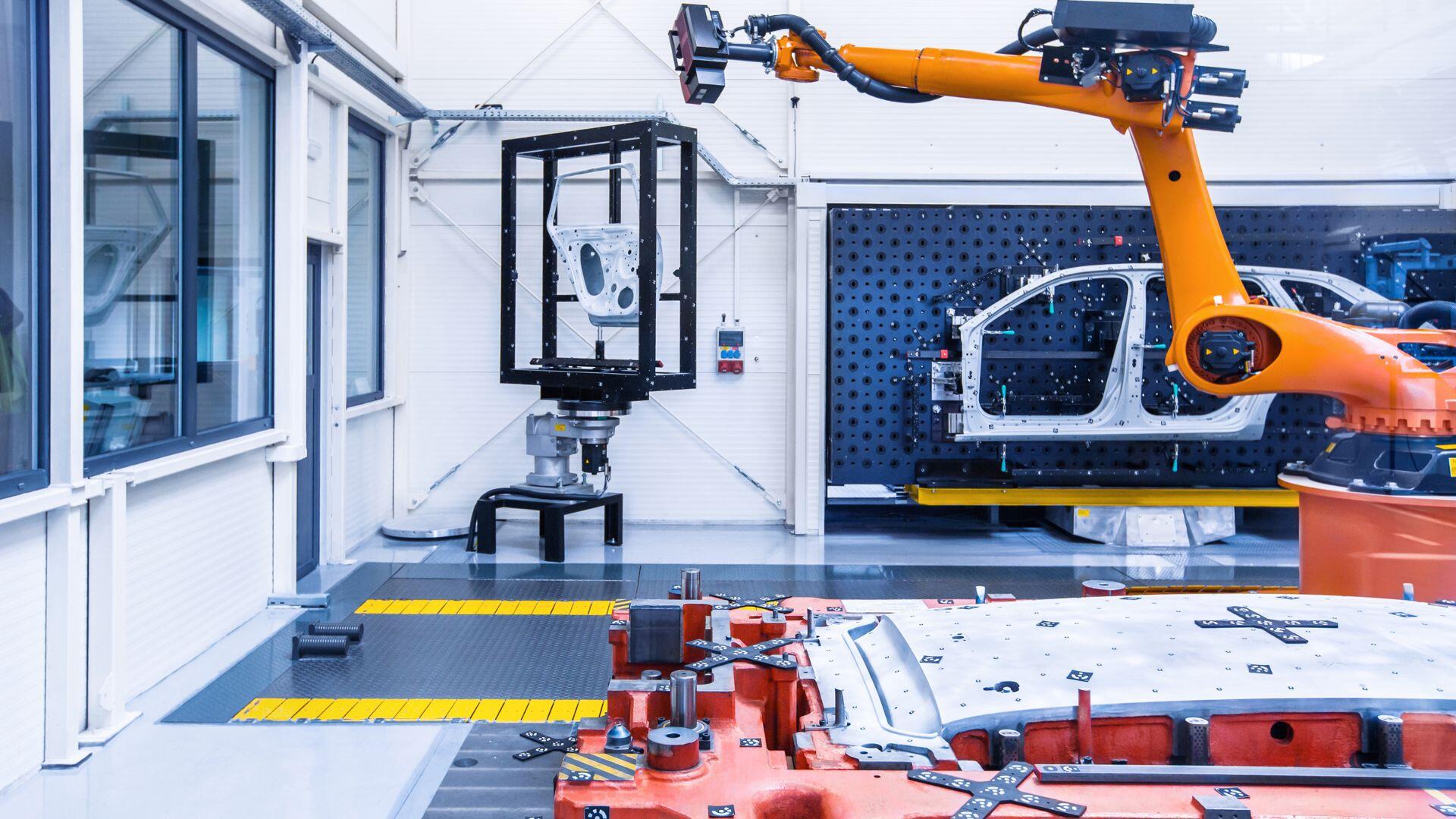 Contract Manufacturing Business: Cost-Effective Production & Expert ...